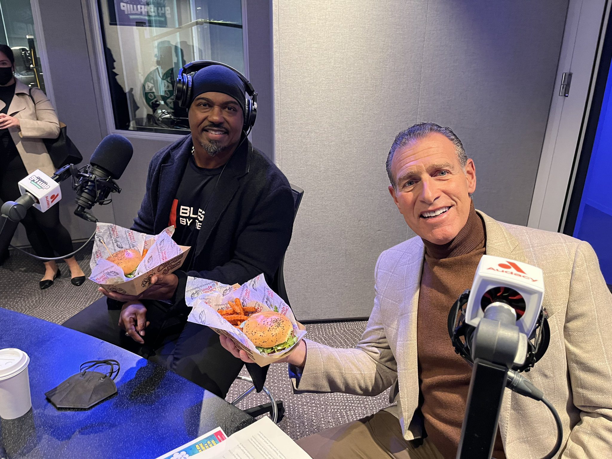 Chickie's & Pete's Teams Up with Impact Foundation - Brian Dawkins ...